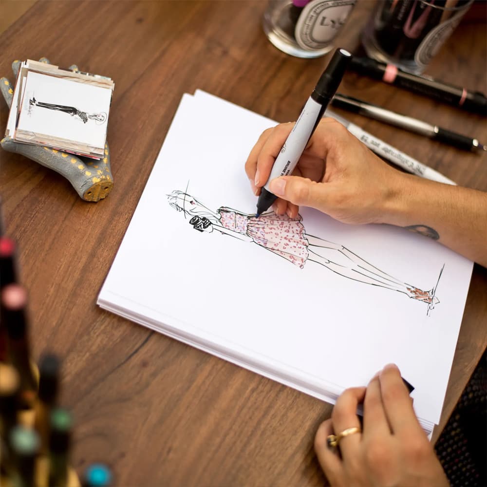 EVA - Entertainment made easy