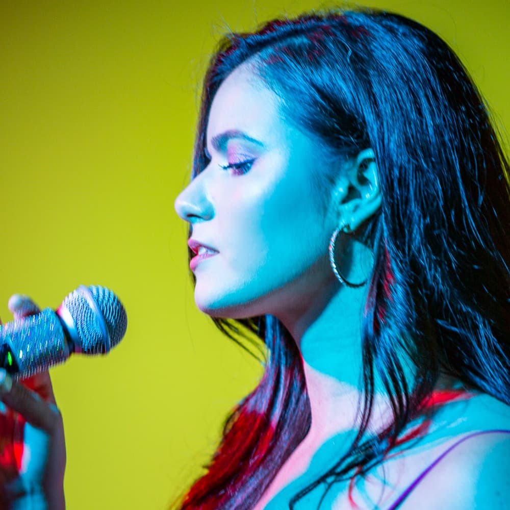 Hire Sarah Nova – Versatile Singer for Events in Atlanta