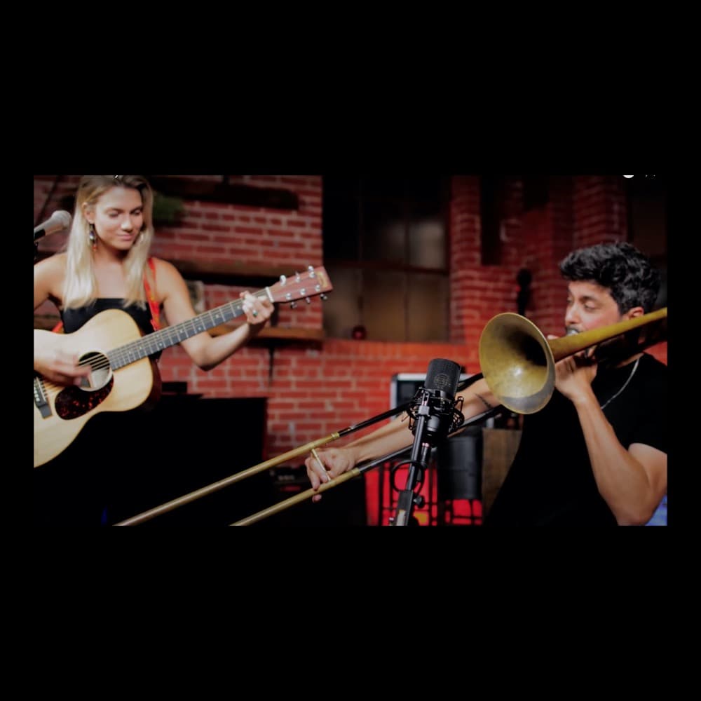 Jessica Healey + Paul Deemer - EVA